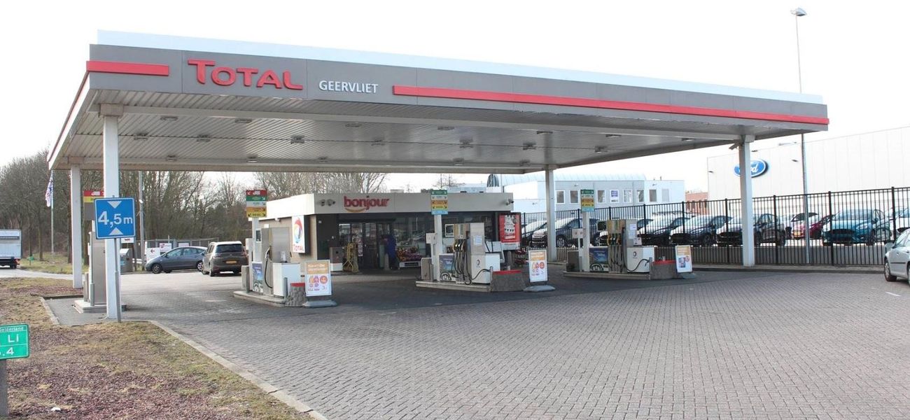 Bij TotalEnergies Presikhaaf in Arnhem betaal je met creditcards van ...