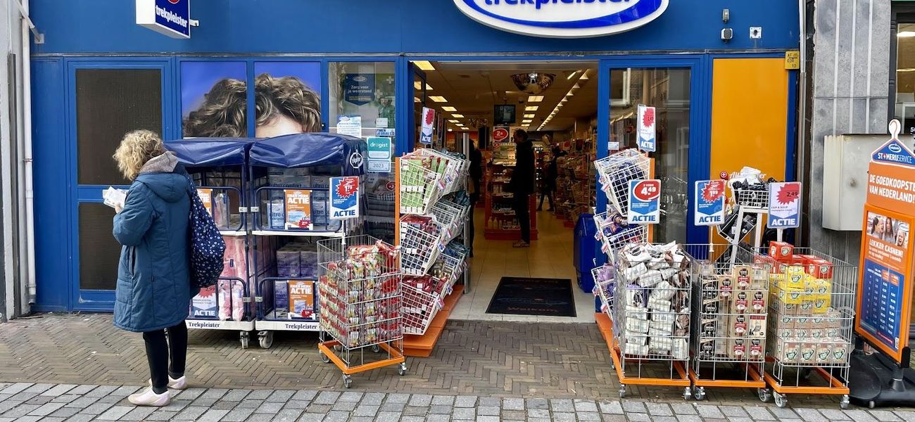 Bij Trekpleister in Den Haag (Frederik Hendriklaan) betaal je met creditcards van American ...