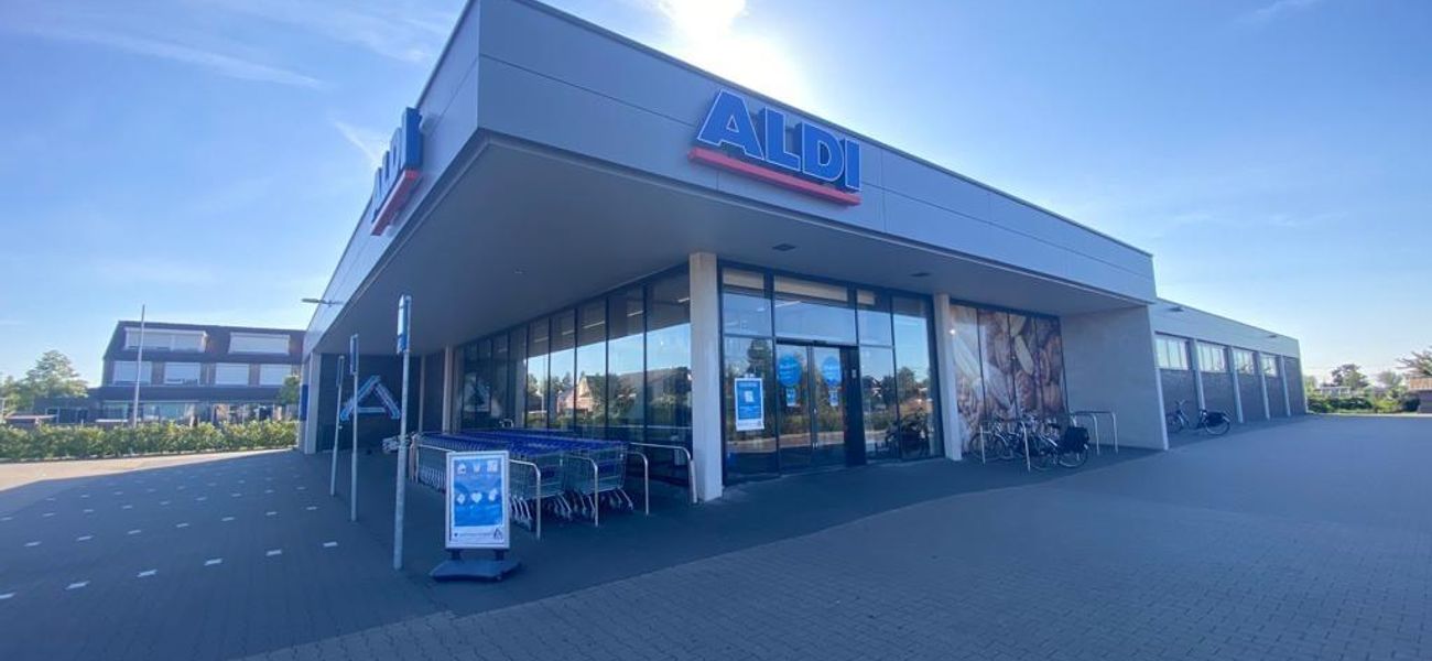 Bij ALDI in Nieuw-Lekkerland betaal je met creditcards van American Express (AMEX), Mastercard ...