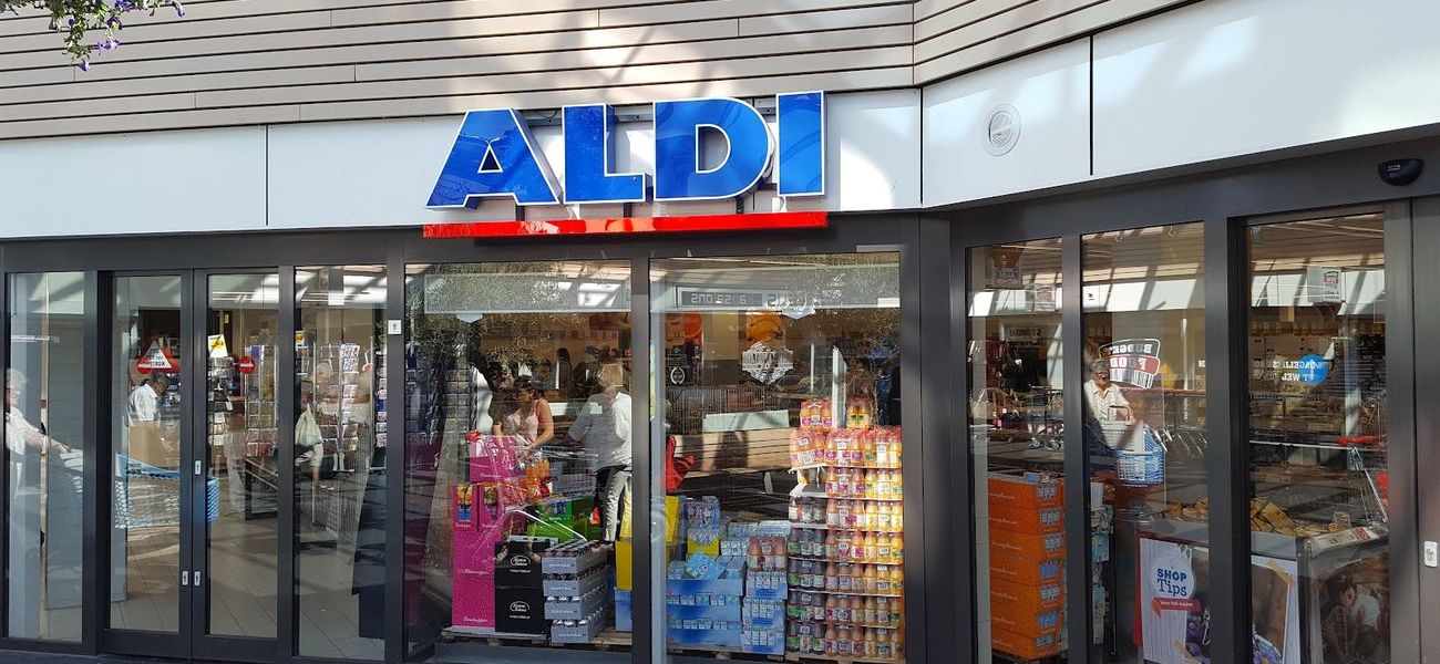 Bij ALDI in Den Helder betaal je met creditcards van American Express (AMEX), Mastercard en Visa