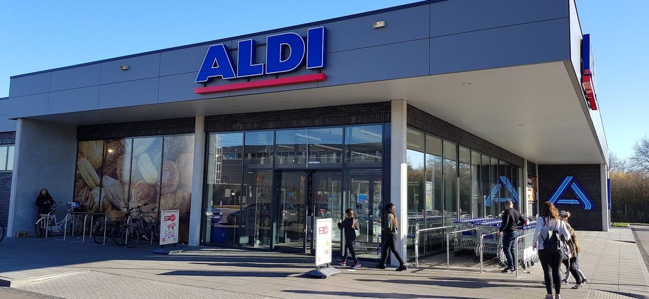 Bij ALDI in Roermond (Sint Wirosingel -) betaal je met creditcards van American Express ...