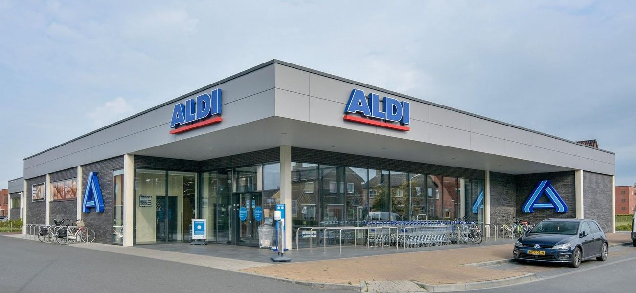 Bij ALDI in Sint Annaparochie betaal je met creditcards van American Express (AMEX), Mastercard ...
