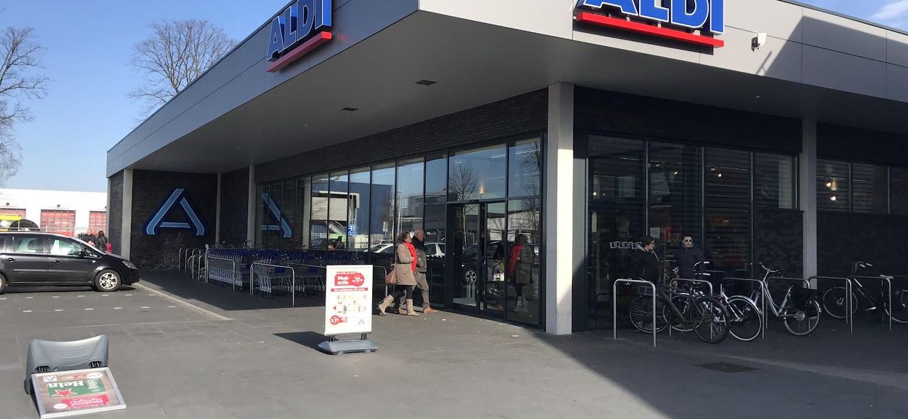 Bij ALDI in Zwolle (Gasthuisdijk) betaal je met creditcards van American Express, Mastercard en Visa
