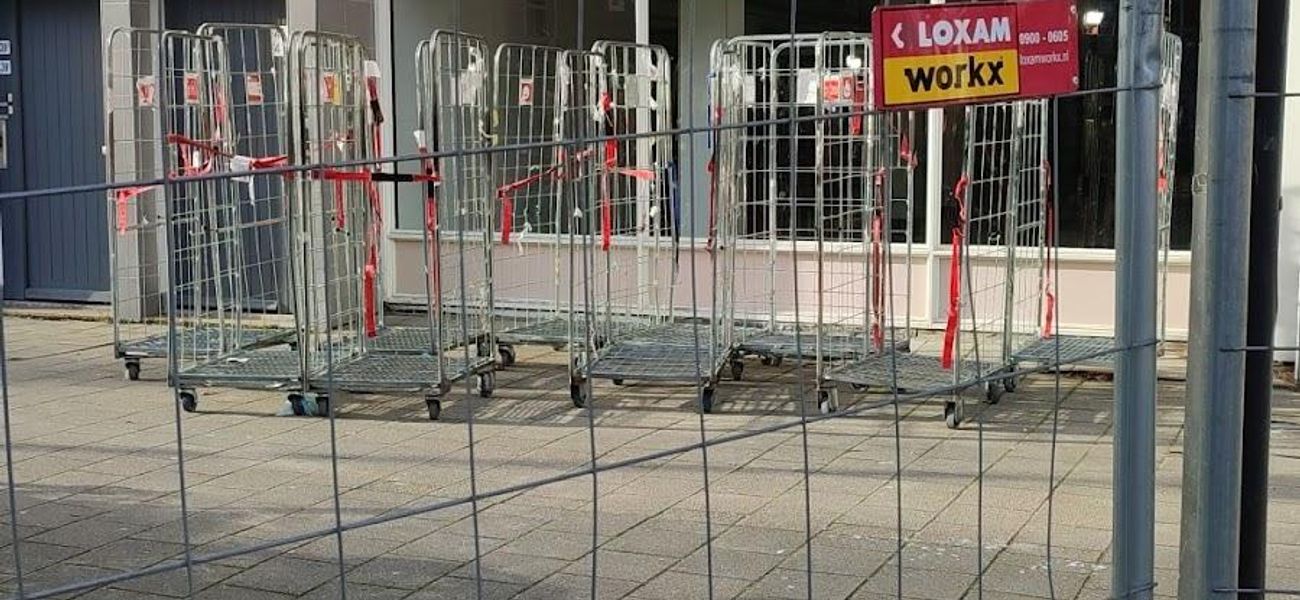 Bij DekaMarkt Arnhem betaal je met creditcards van American Express ...