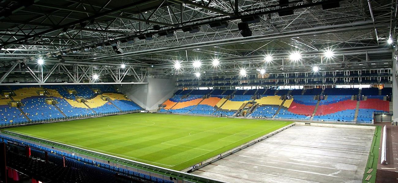 Bij GelreDome in Arnhem betaal je met creditcards van American Express ...