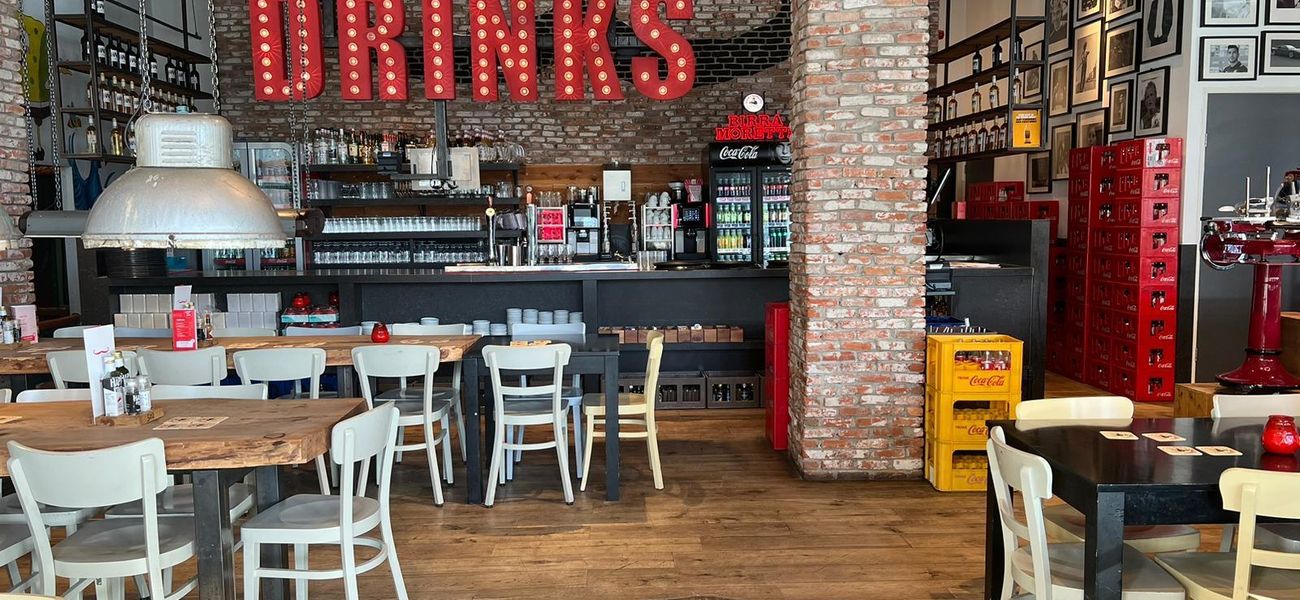 Bij Happy Italy Rotterdam Zuid (De Kuip) betaal je met creditcards van ...