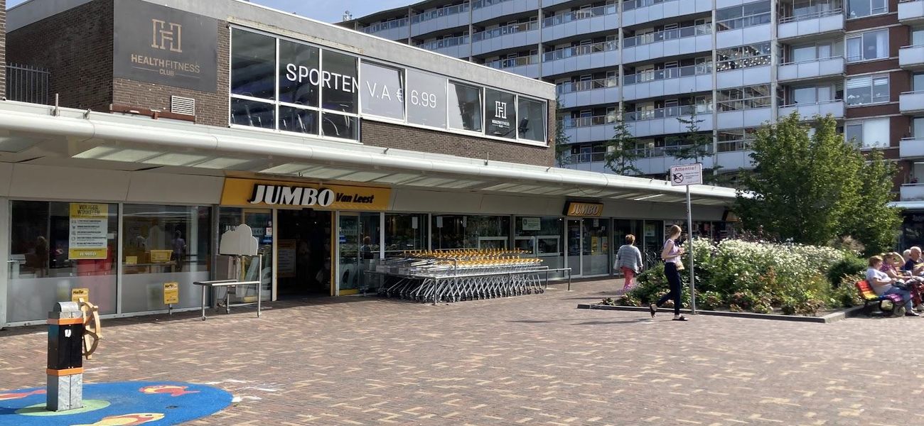 Bij Jumbo in Den Haag (Alphons Diepenbrockhof -) betaal je met ...