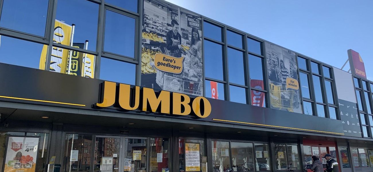 Bij Jumbo in Echt betaal je met creditcards van American Express (AMEX ...