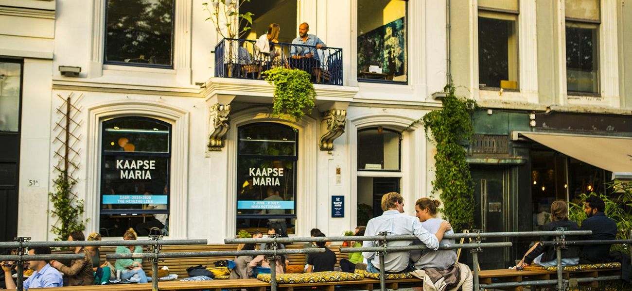 Bij Kaapse Maria in Rotterdam betaal je met creditcards van American ...