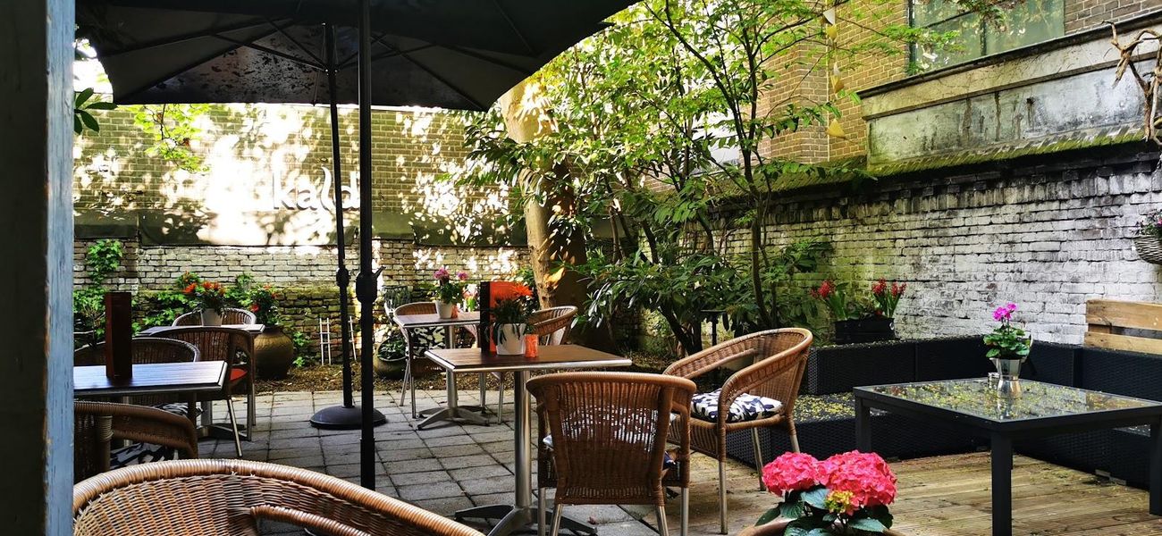 Bij Kaldi in Arnhem betaal je met creditcards van American Express ...