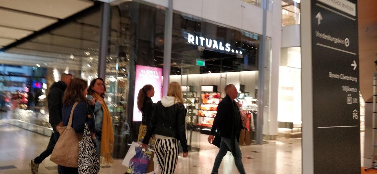 Bij Rituals in Utrecht (Vredenburgpassage) betaal je met creditcards ...