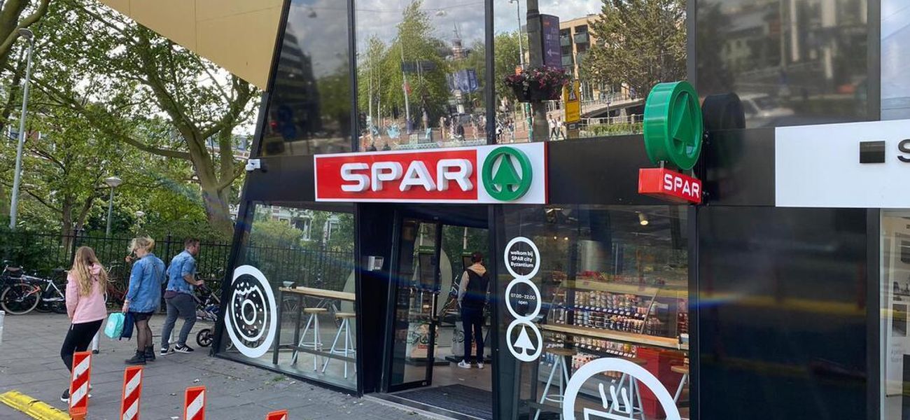 Bij SPAR city Amsterdam Byzantium betaal je met creditcards van ...