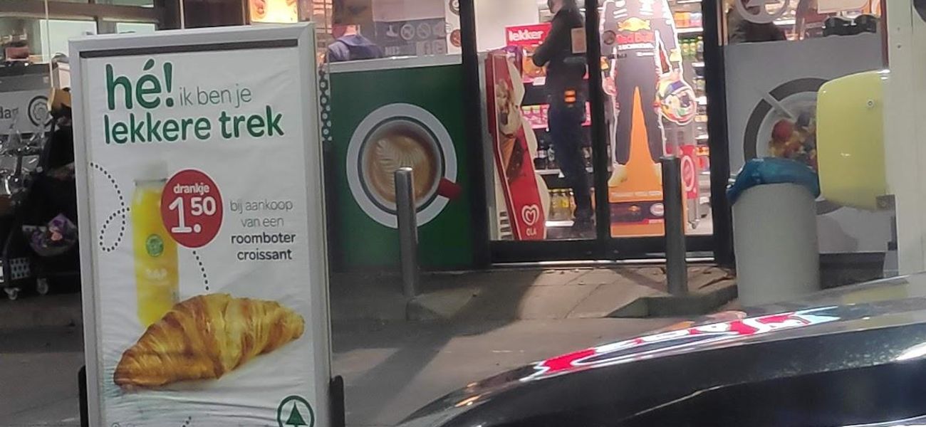 Bij SPAR express Bussum-Zuid betaal je met creditcards van American ...